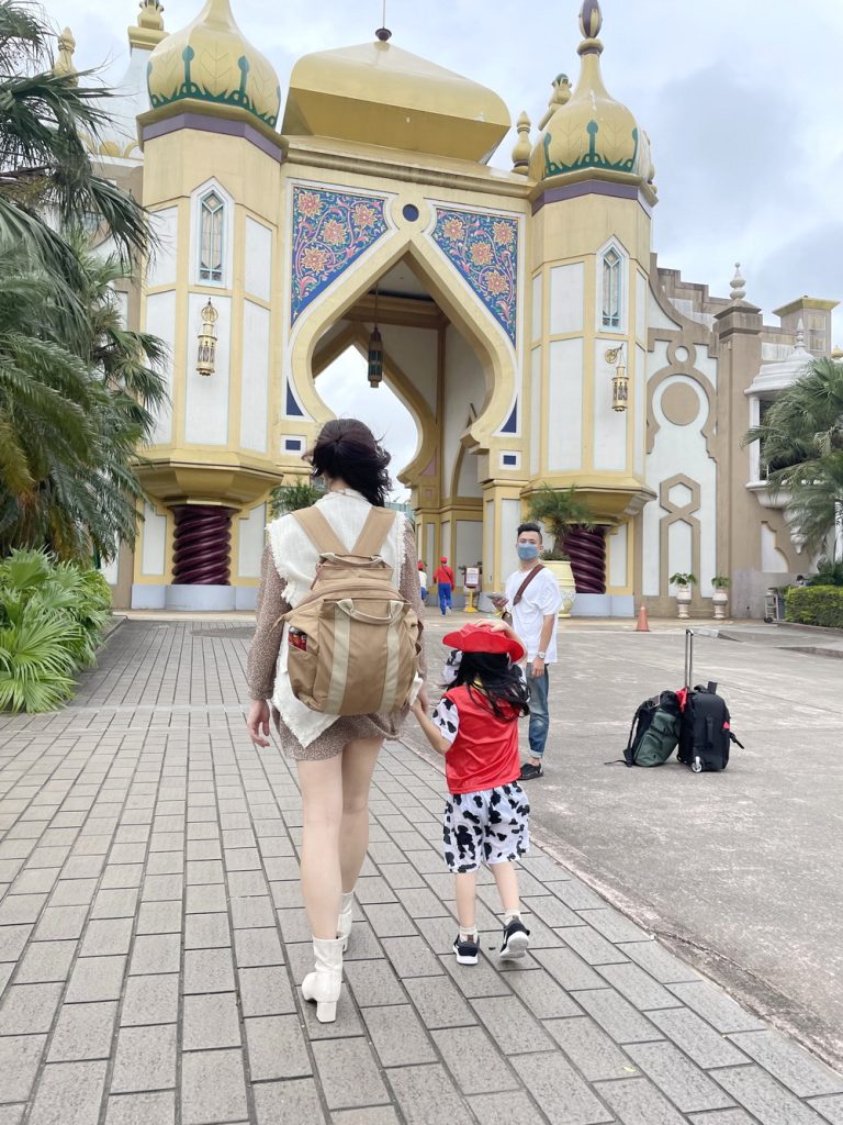 [親子] 日本TakeMe媽媽包+泰國CHARIN手工百摺包+Lizdays拖特包+手機掛繩 - 小雯媽咪愛漂亮